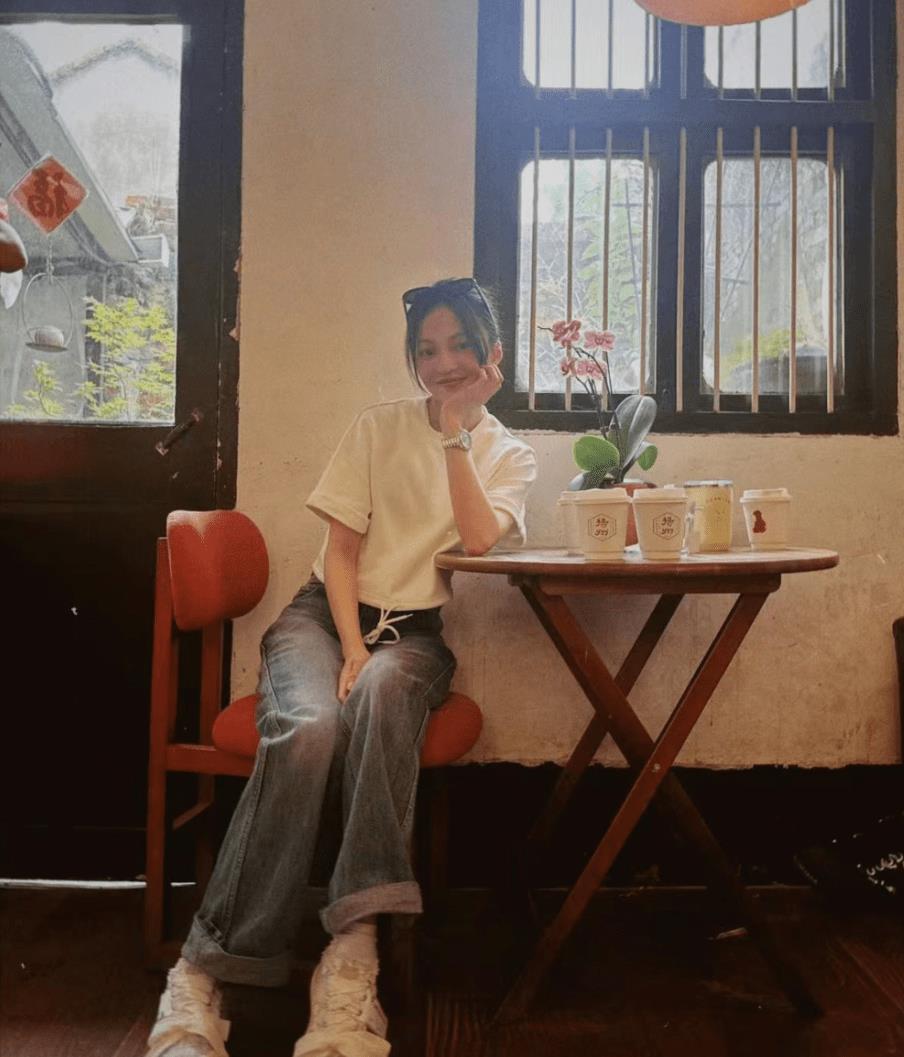 Help! Angela Chang's raw photos are really scary... - iMedia