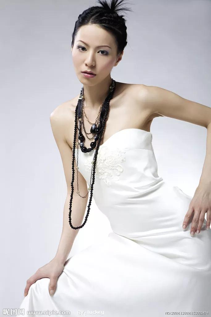 Teng Li's name of the goddess series - iNEWS