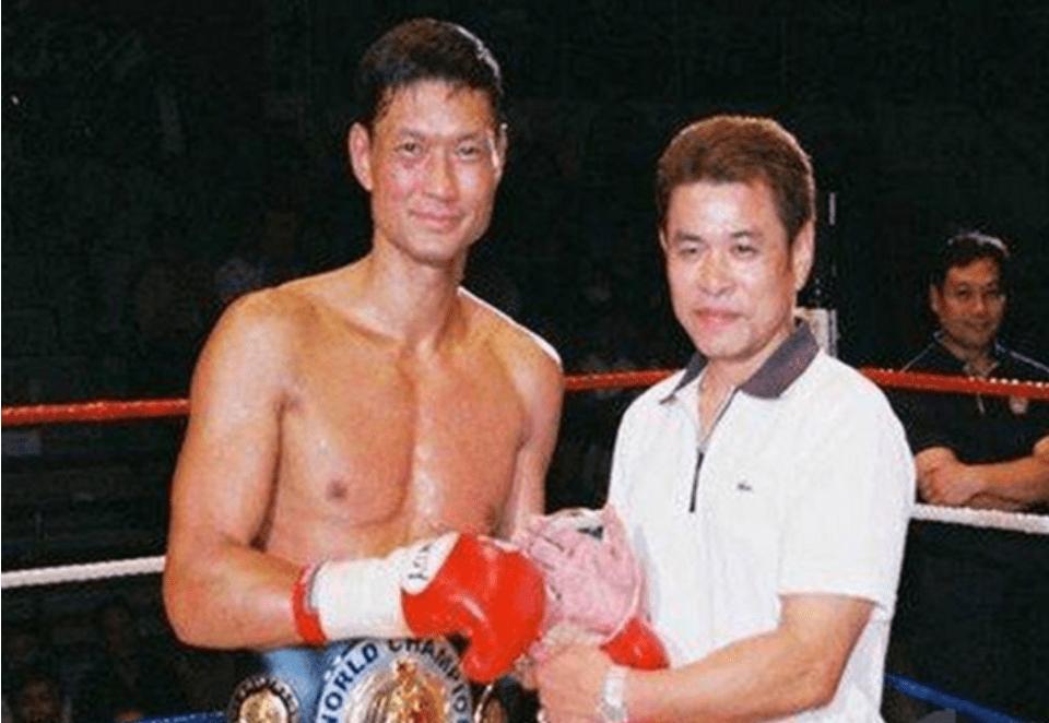 World boxing champion Zhou Billy: Breaking Jet Li's arm and kicking Wu ...