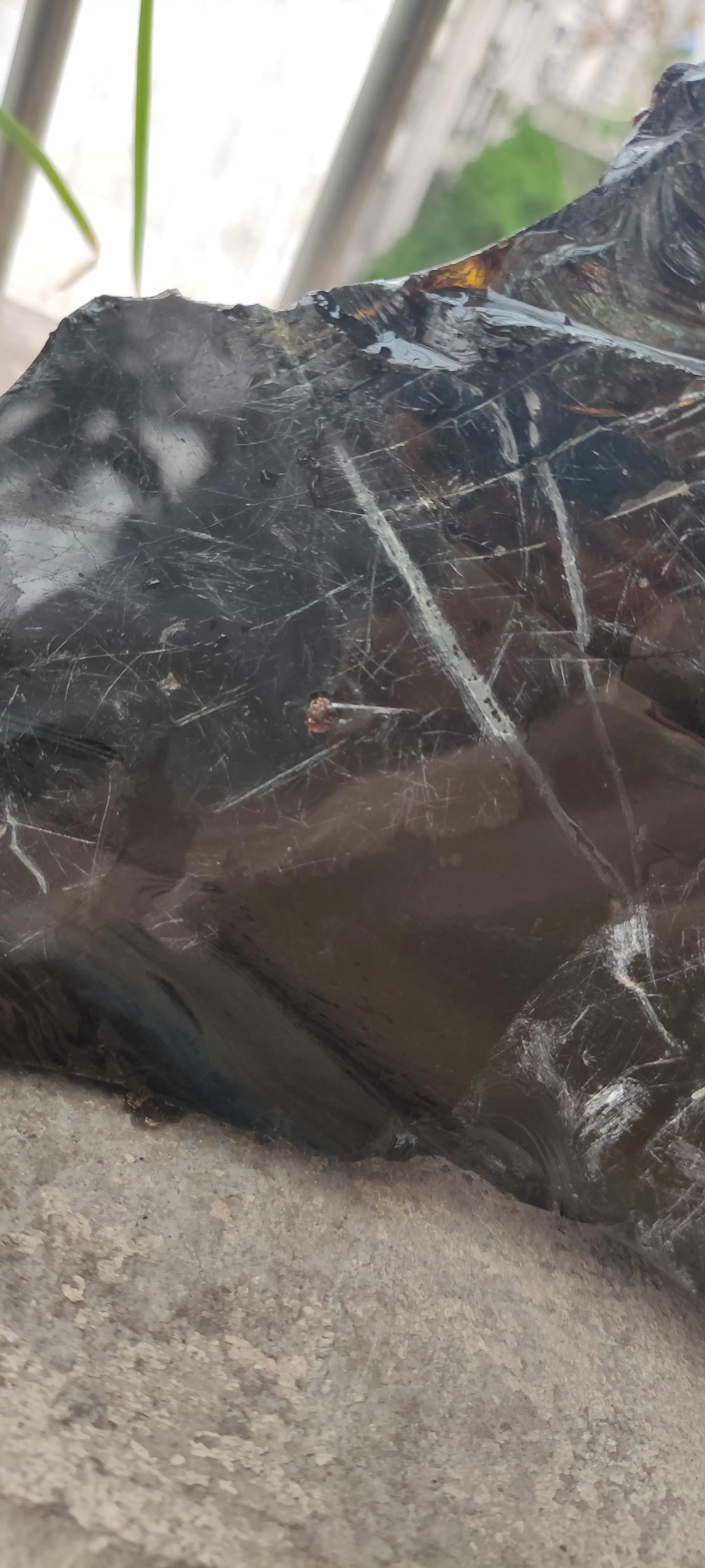 The formation and size of glass meteorites need further understanding ...