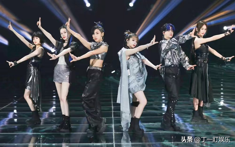 In "Sisters Who Make Waves Season 4", Xie Na's challenge to sing failed ...