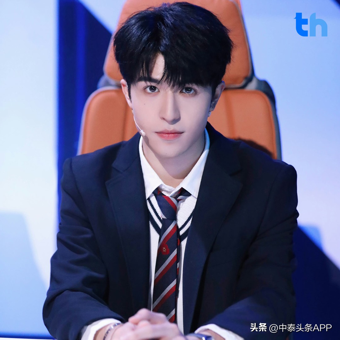 "Yin Haoyu" plays "Xiao Mo" in the variety show to express love in Thai ...