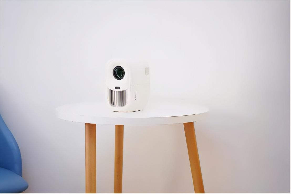 600 ANSI lumens, fully enclosed light engine, Keke D7 smart projection ...