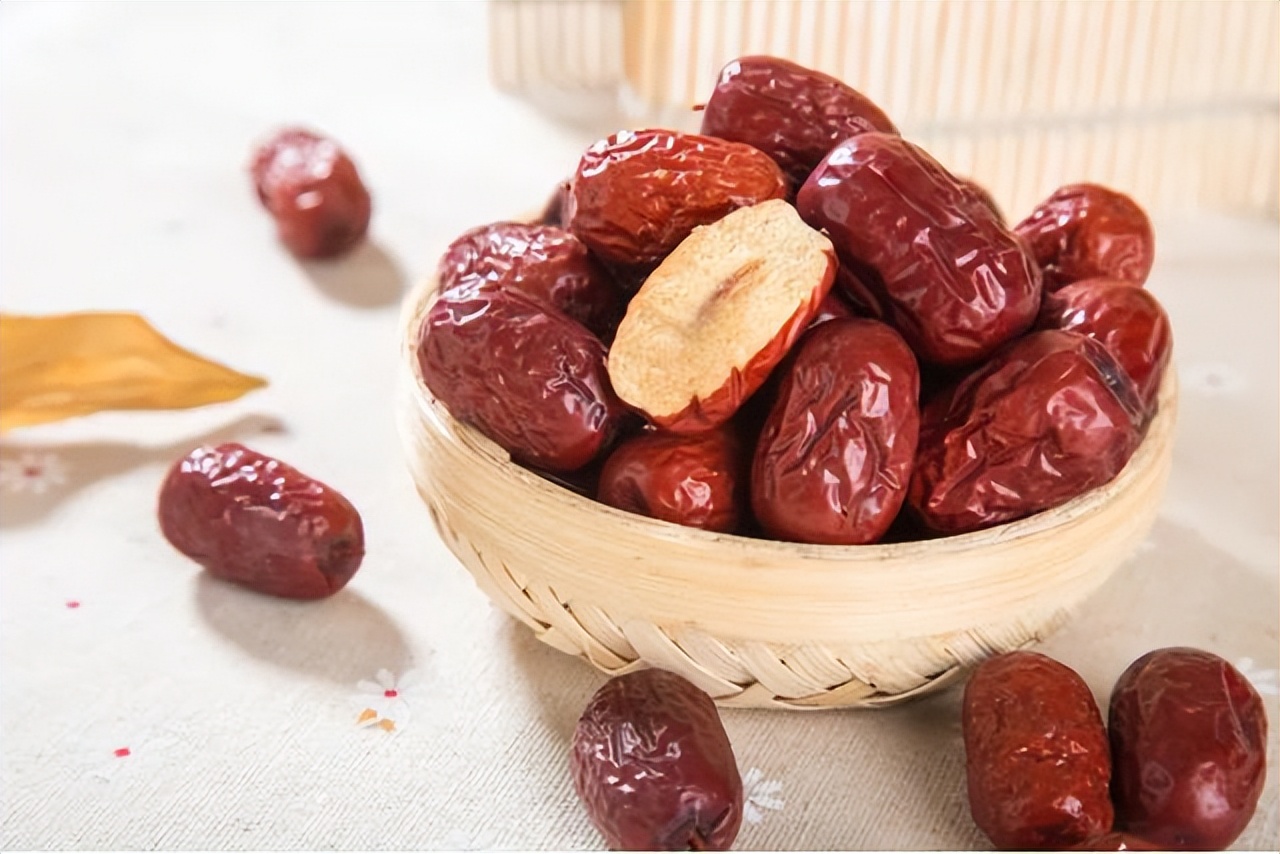 Use the method of an 80-year-old grandma to preserve fresh dates in ...