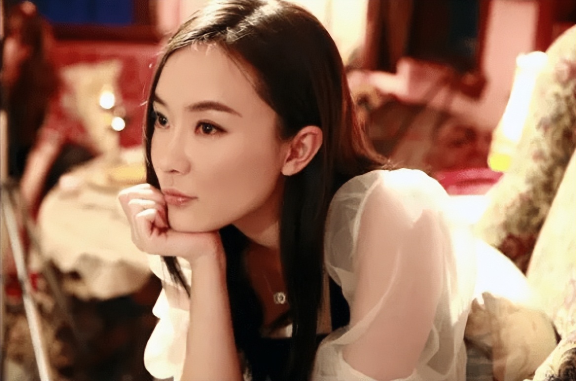 She became famous by Liu Qingyun holding her breasts! For the ...