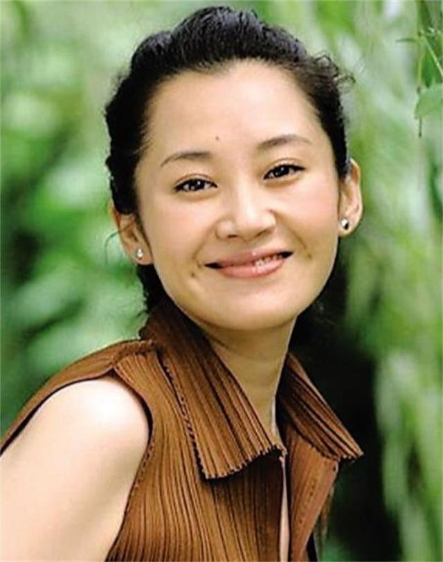 He cheated on Xu Qing at the age of 34, and earned more than 200 ...