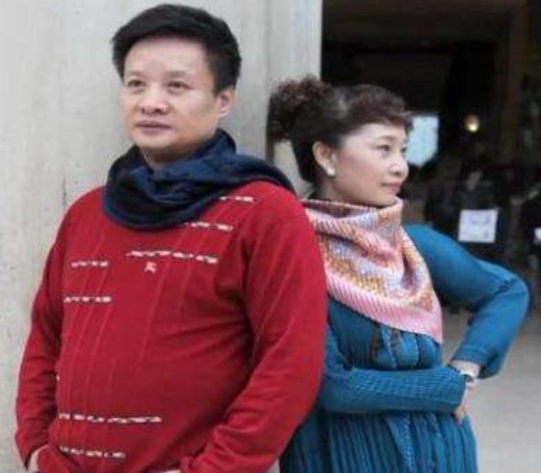 Yan Weiwen's wife Liu Weixing: After 32 years of fighting breast cancer ...