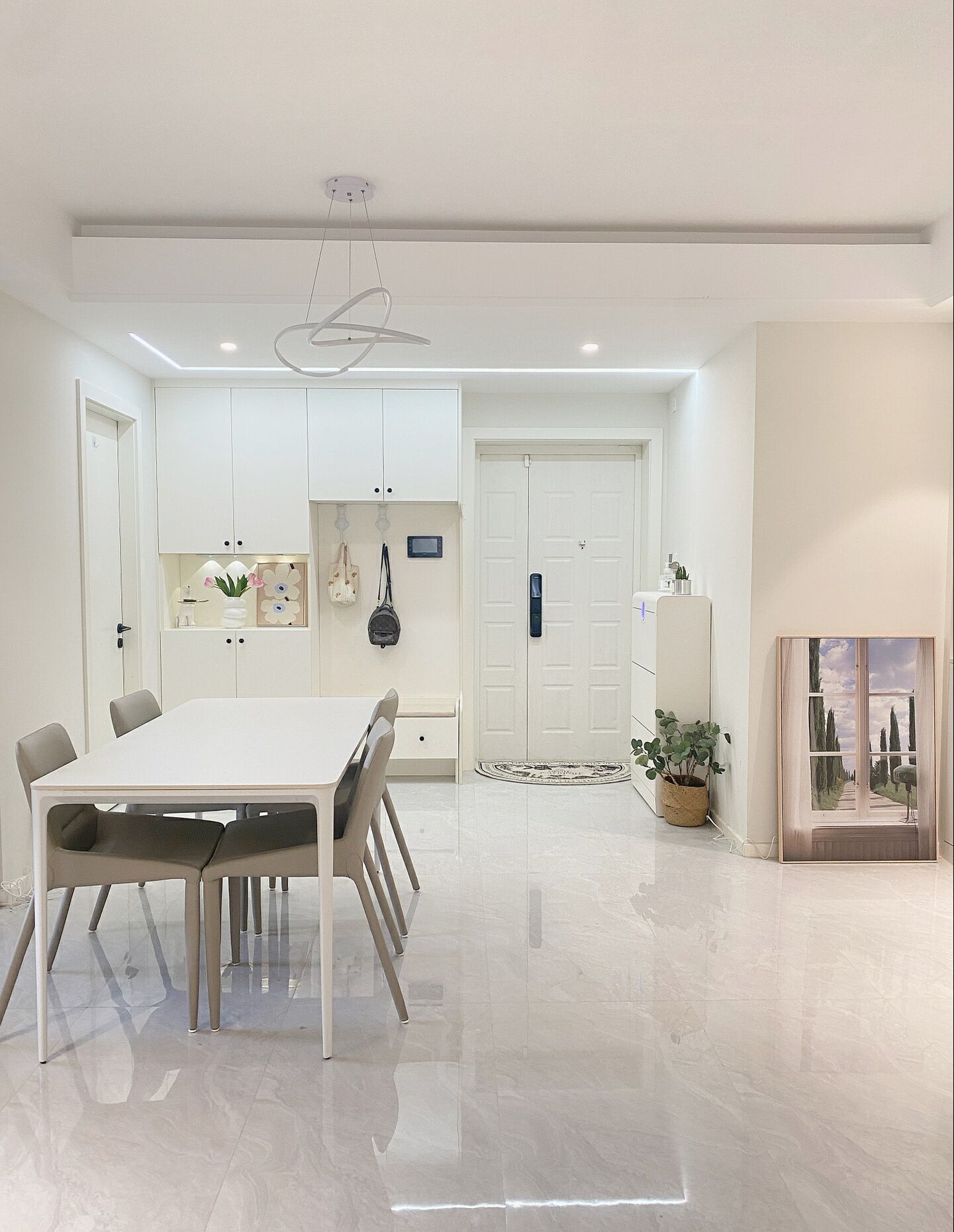 My sisters all said that my house has the feeling of ins cream style ...