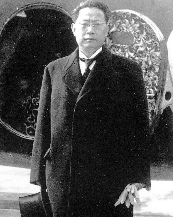 The traitor Zhou Fohai rebelled three times, got venereal disease ...