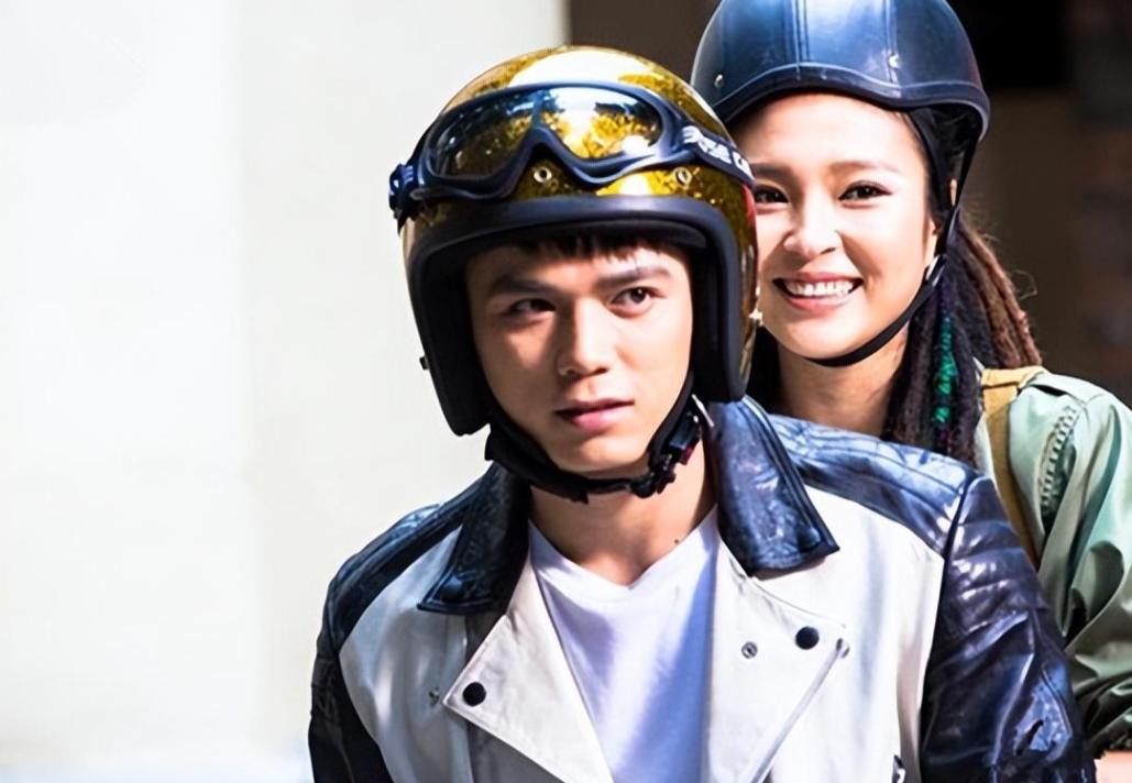 Singer Zhang Heng is far away from death, relatives play mahjong in a ...