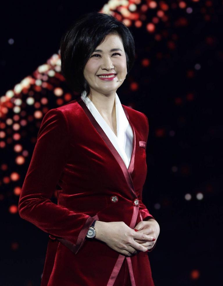 Host Wu Xiaoli: Married to a husband who is 25 years older, and was ...