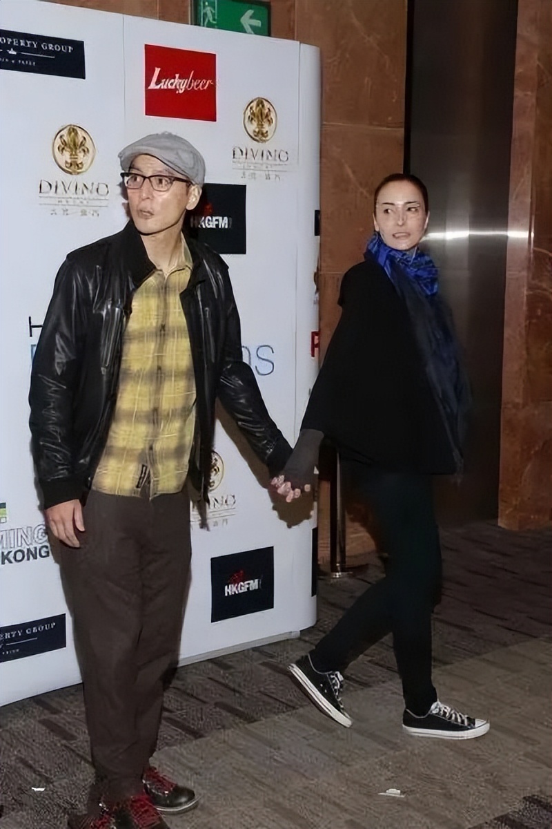Wu Yanzu and his wife are more and more like brothers and sisters!The ...