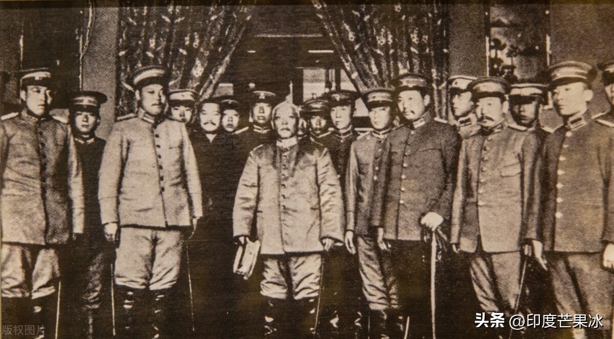 Yuan Shikai left a prophecy before his death: There are three people ...