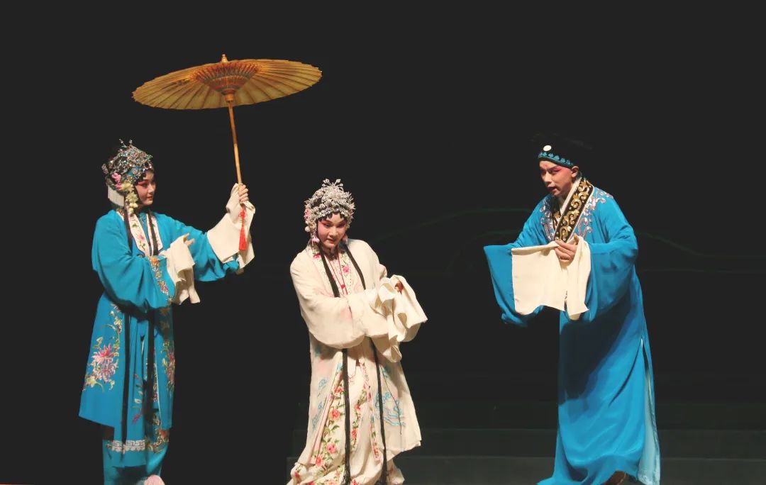 Relive the classics!Central Plains Culture Stage - Henan Opera "The ...
