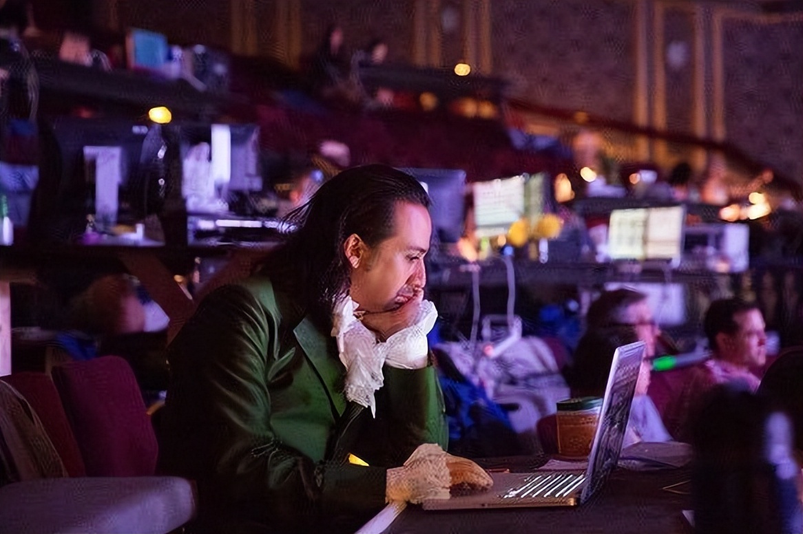 Unique blend of music, stage and performance - iNEWS