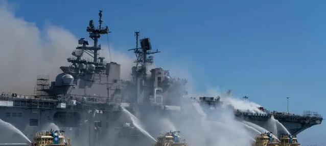 Two "quasi-aircraft carriers" caught fire. Has the U.S. Navy, once the ...