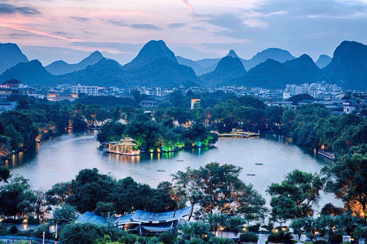 Visit two rivers and four lakes, a beautiful scenic belt around the ...