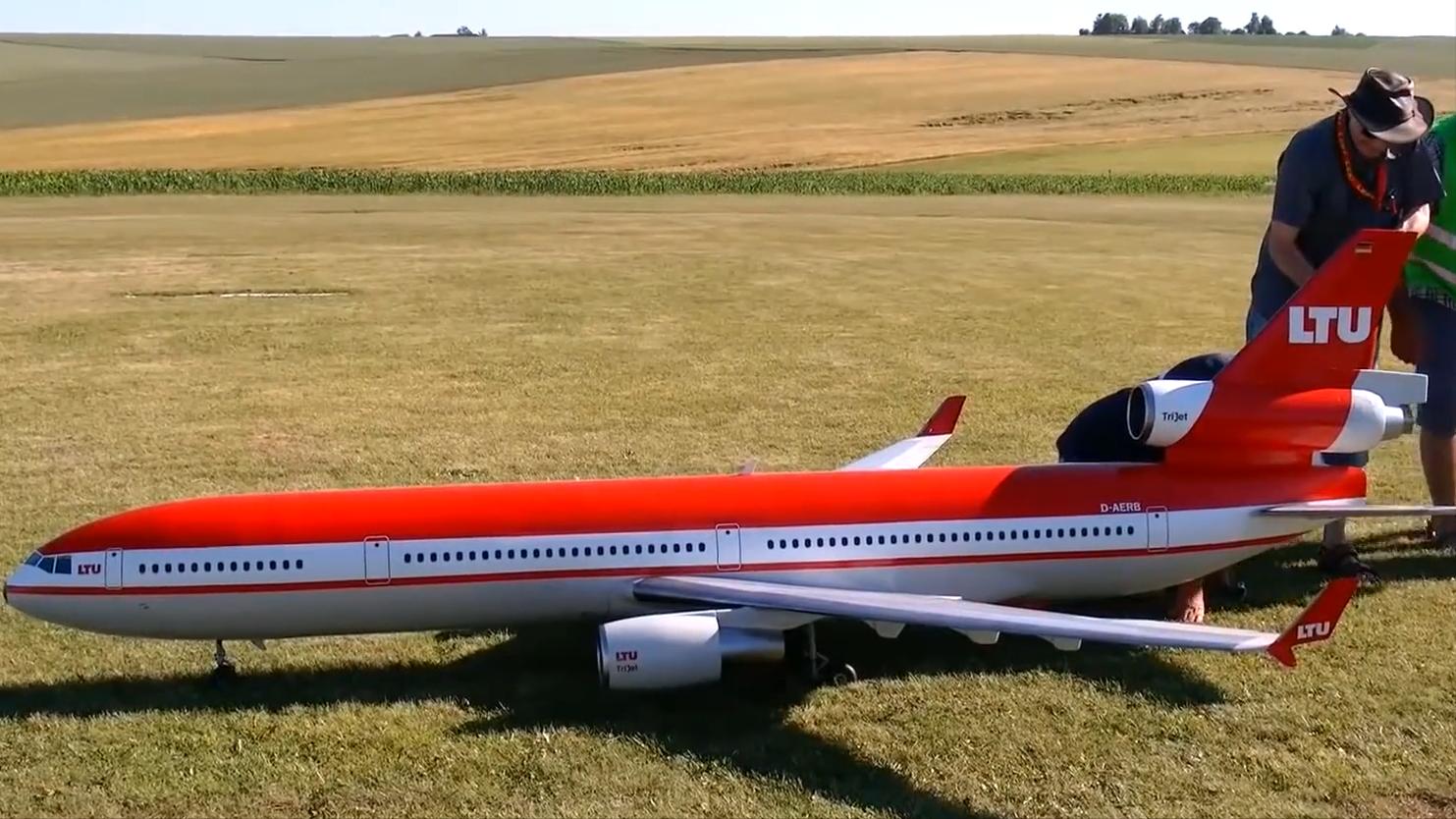 The most expensive model aircraft in the world, one is worth the money ...