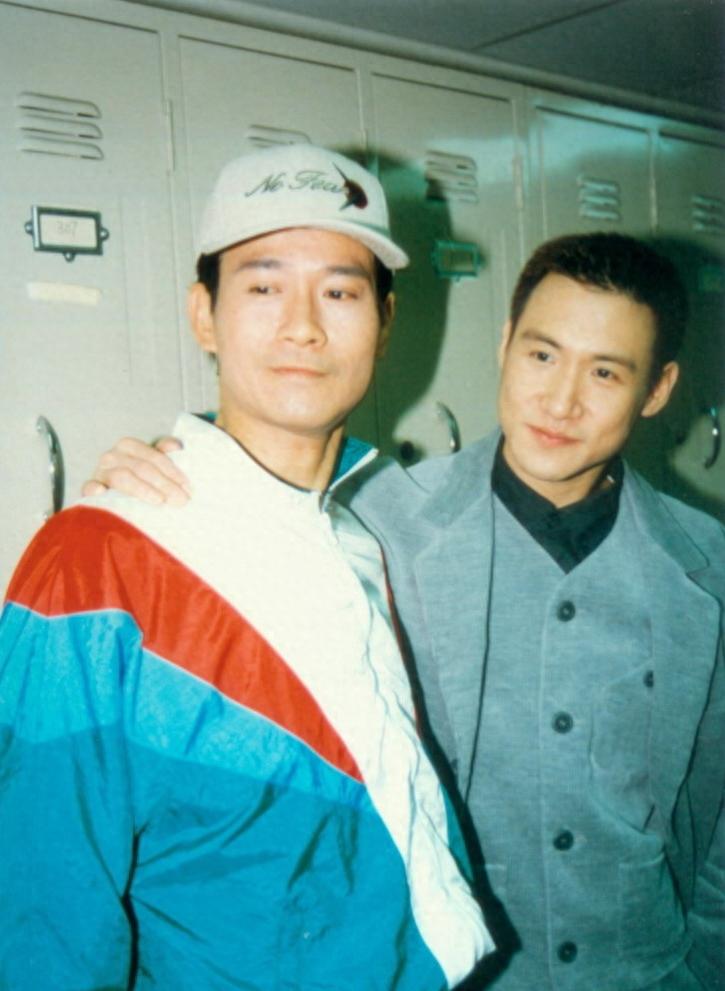 Brothers turning against each other? The beginning and end of the ...