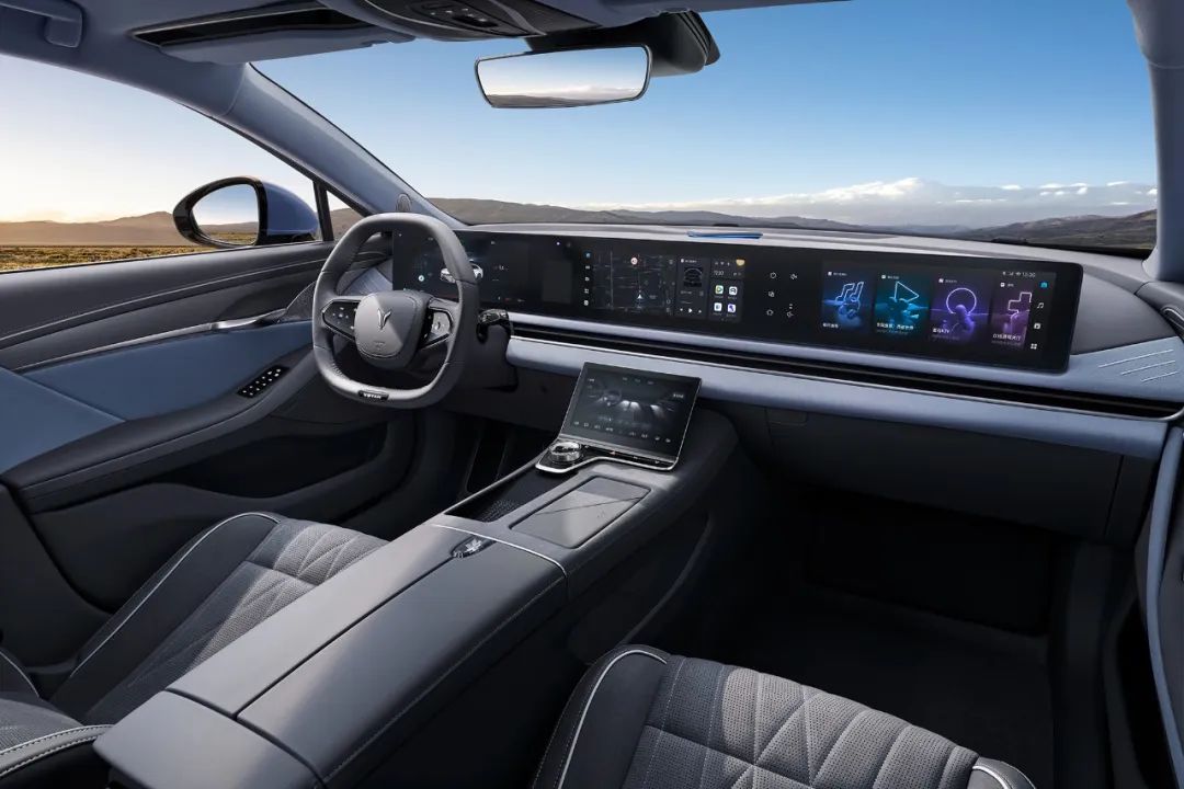 Lantu chasing light, how to become the light of luxury electric cars ...