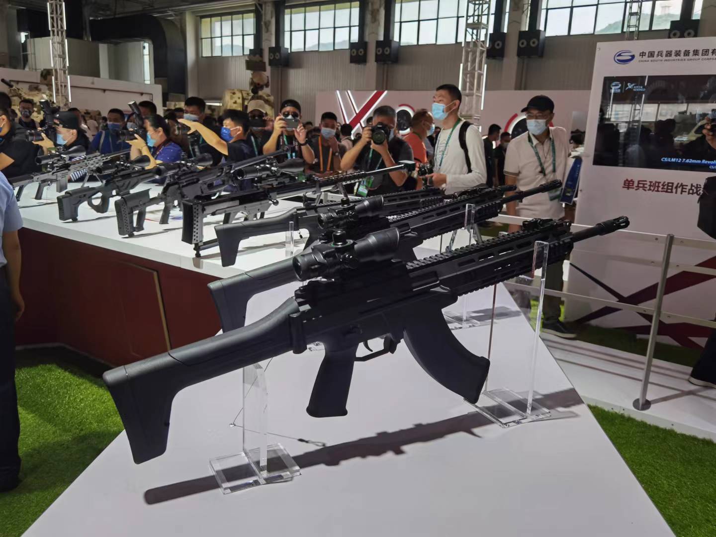 China Air Show Armament Hall "Great Powers Heavy Weapons" is a feast ...
