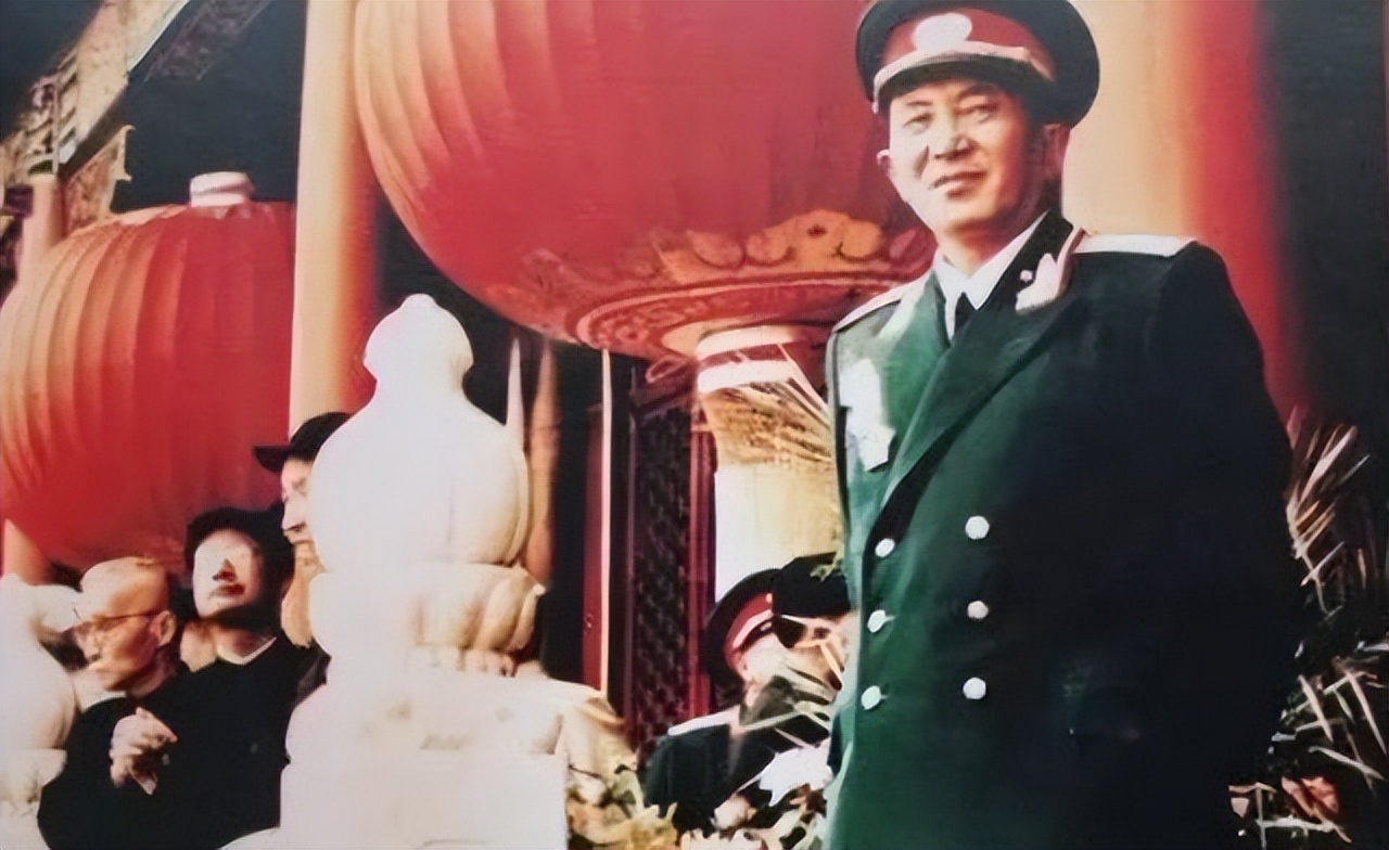 Luo Ruiqing's leg injury after jumping off a building could not be ...