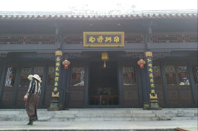 Diyi Soup - Naka of the Ten Famous Mountain Pu'er Ancient Tree Tea - iNEWS