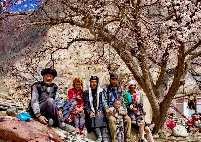 Li Qun: I took my parents to visit Xinjiang - forget it, Tasha Ancient ...