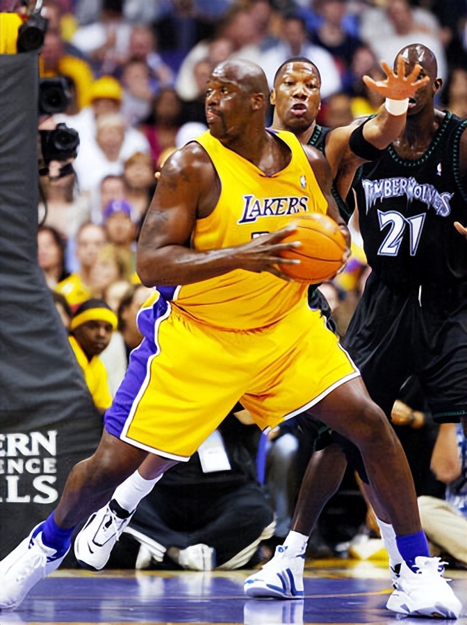 Counting the players who have won the scoring champion and no ...