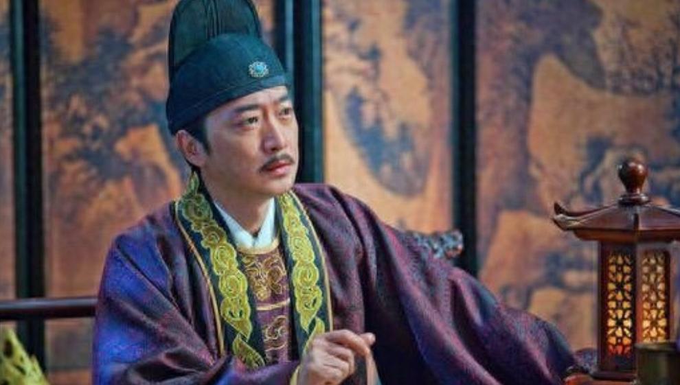 When Zhao Kuangyin released his military power with a glass of wine, he ...