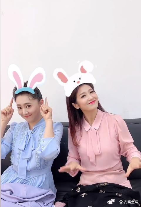 Li Jiaming: debuted on the short video platform, had dinner with sister ...