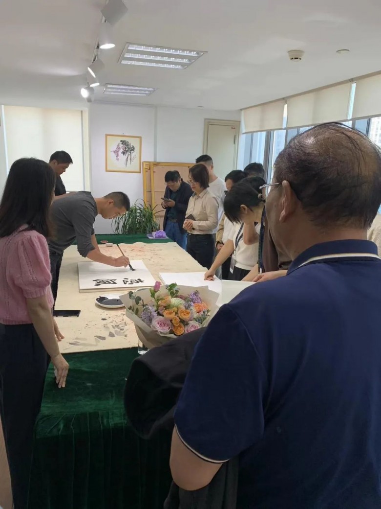 Contemporary master Zhong Shunmin's exquisite brush and ink language ...