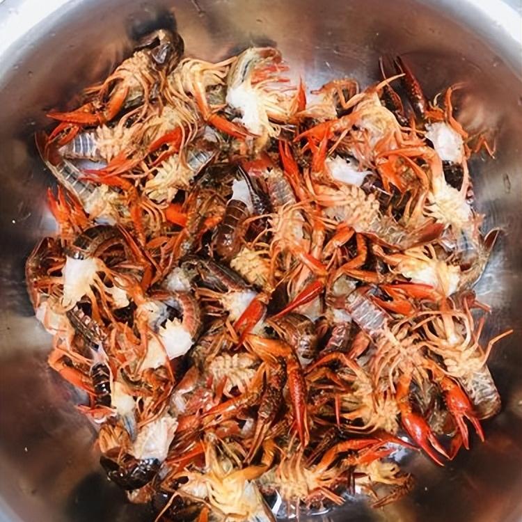 Sichuan and Chongqing must-have home-cooked food: spicy crayfish ...