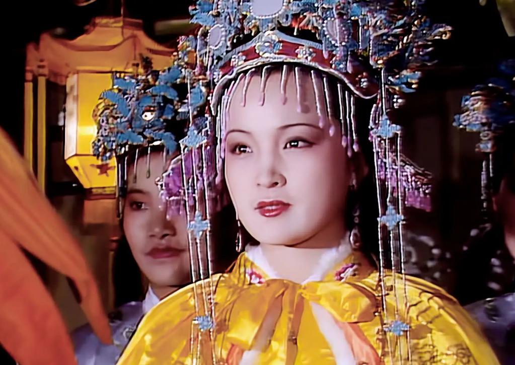 Jia Yuanchun: From an obscure female history, to a beautiful and ...