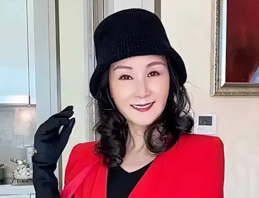 Aunt Xue Rui: Haoqi is popular on the Internet, 61 years old is like an ...