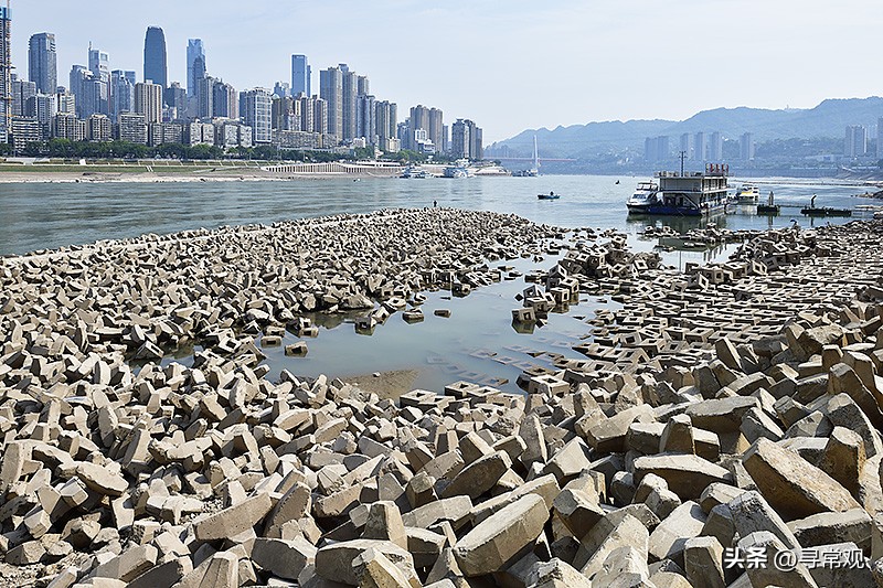 The "rock formation" by the Yangtze River in Chongqing has surfaced ...