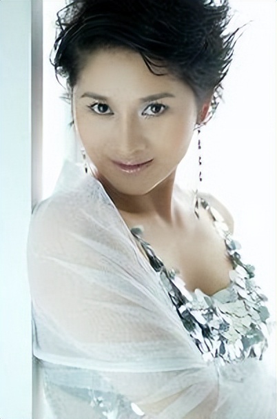 Zhang Yu blew himself up: I have accompanied more than 30 directors ...