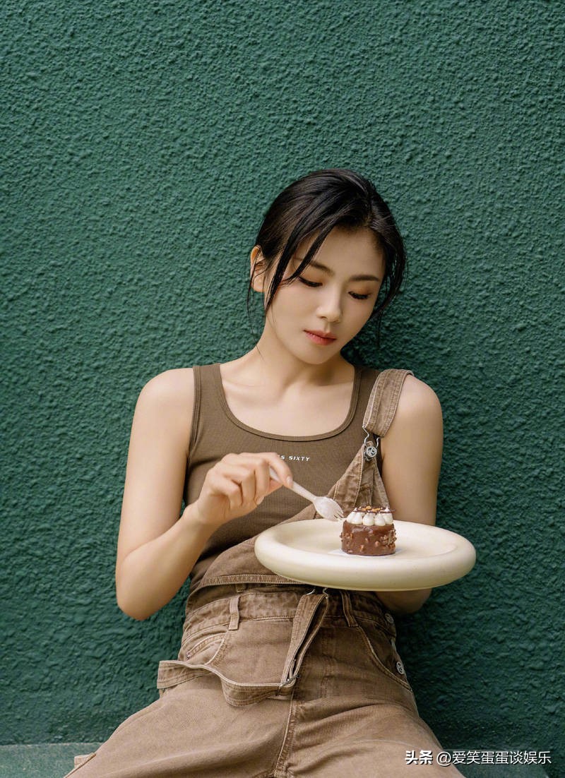 Liu Tao's birthday photo exposure: an elegant picnic showing an ...