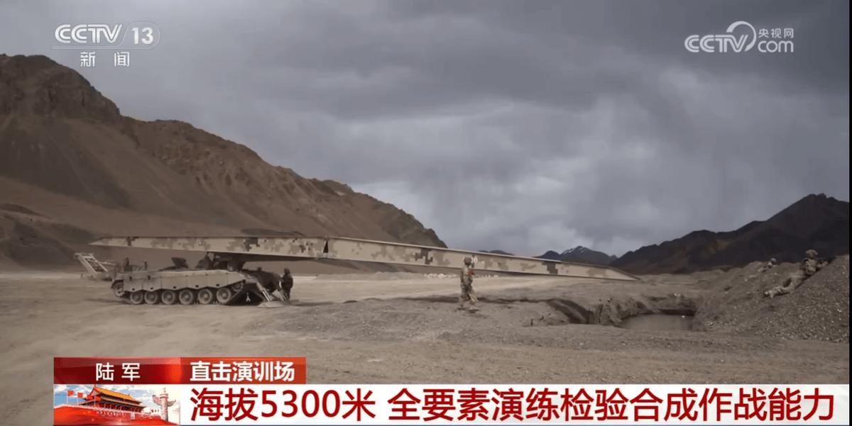 Wearing an iron cage and running on the 5300-meter plateau, the new ...