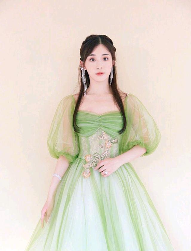 The enviable Zhang Hanyun: At the age of 33, he has a 13-year-old face ...