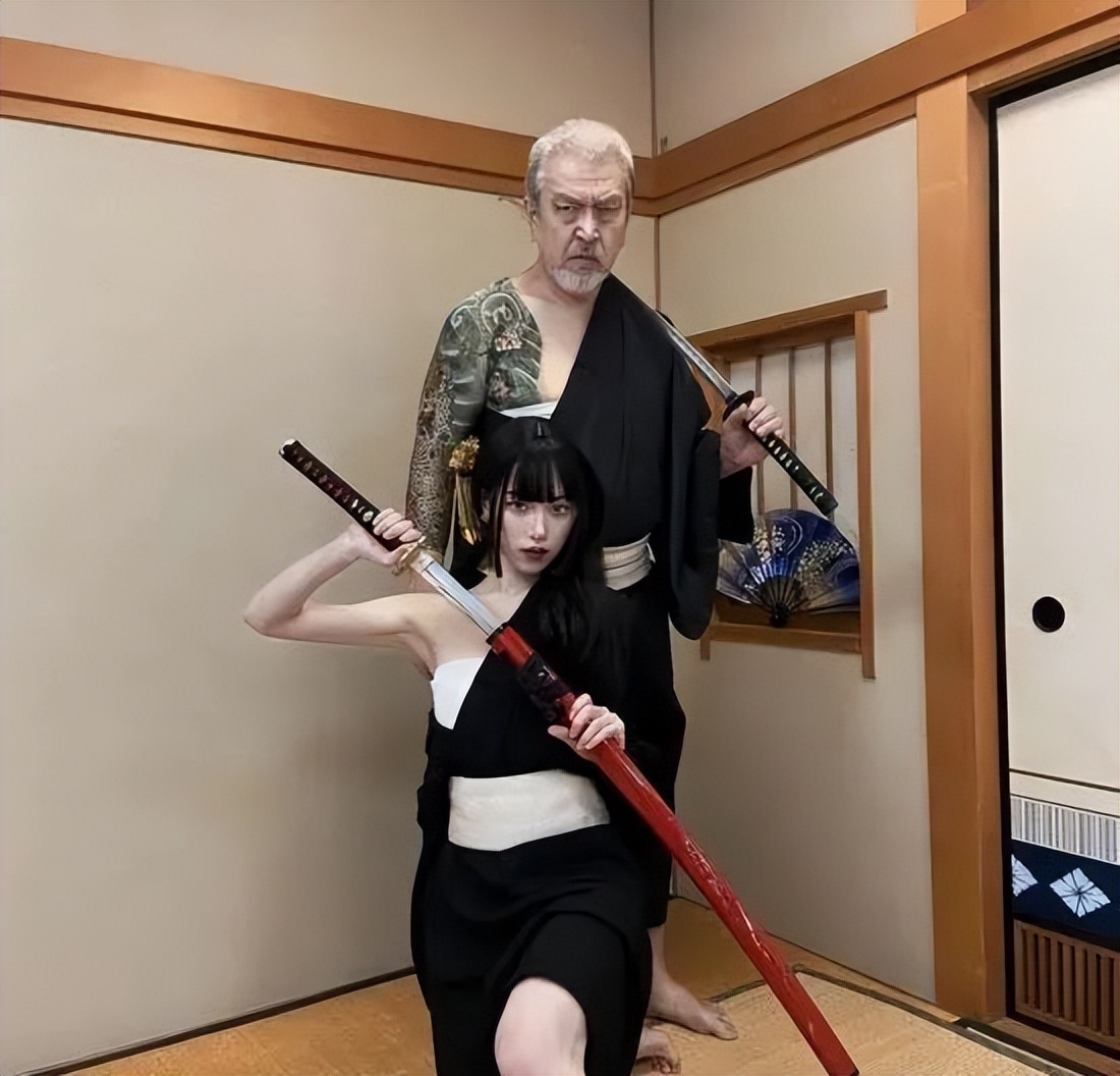 Japan's "underworld" father and daughter became popular, the whole ...