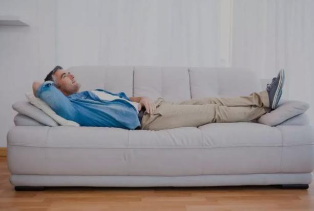 Is it easy to get sick by lying down after eating?The doctor tells you ...