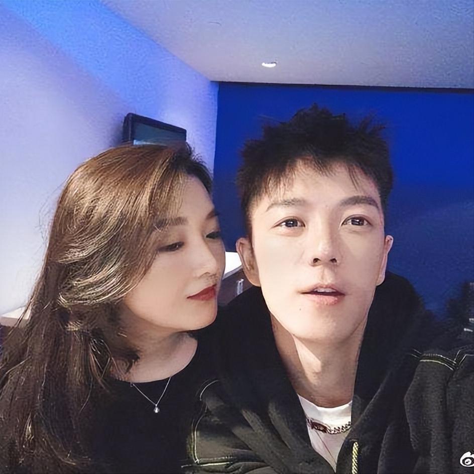 Wang Lixin's new girlfriend is exposed!Wang Yuexin, who is in love, is ...