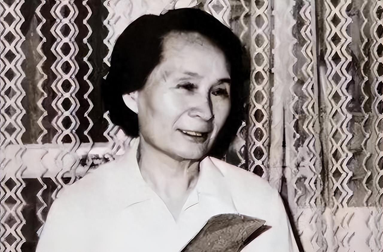 In 1967, Li Shuzhen sent Puyi away. Why did she never remarry despite ...