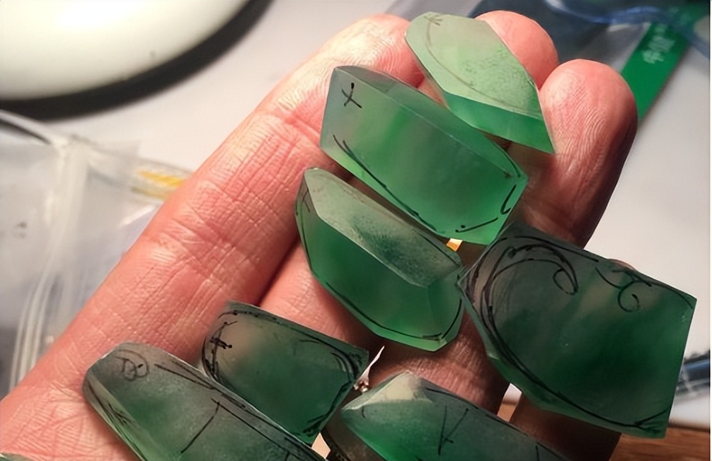 What does "Jade" look like in the eyes of old players? - iNEWS