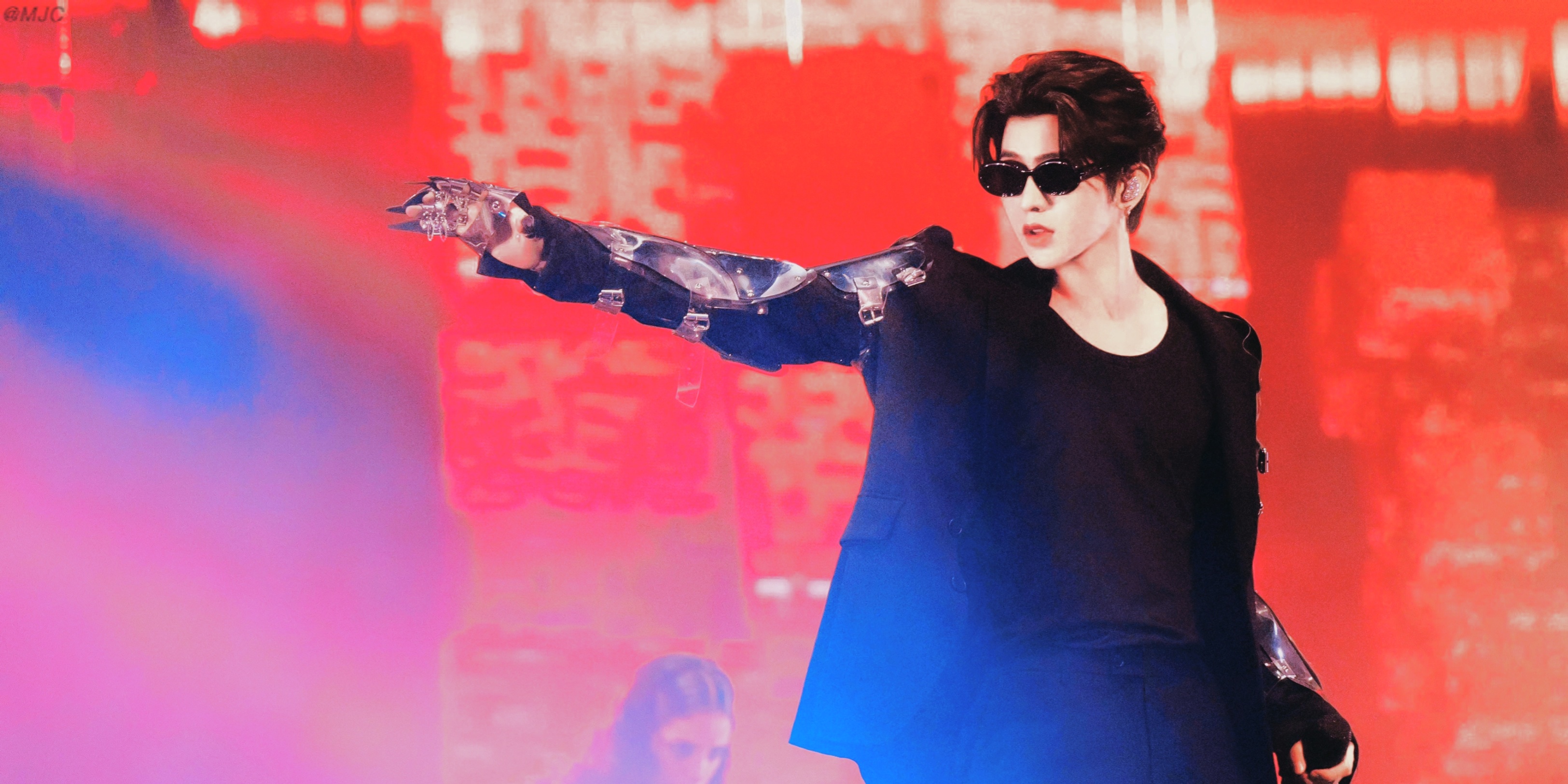Cai Xukun KUN 2023 "Fantasy" WORLD TOUR tour concert kicks off! - iNEWS