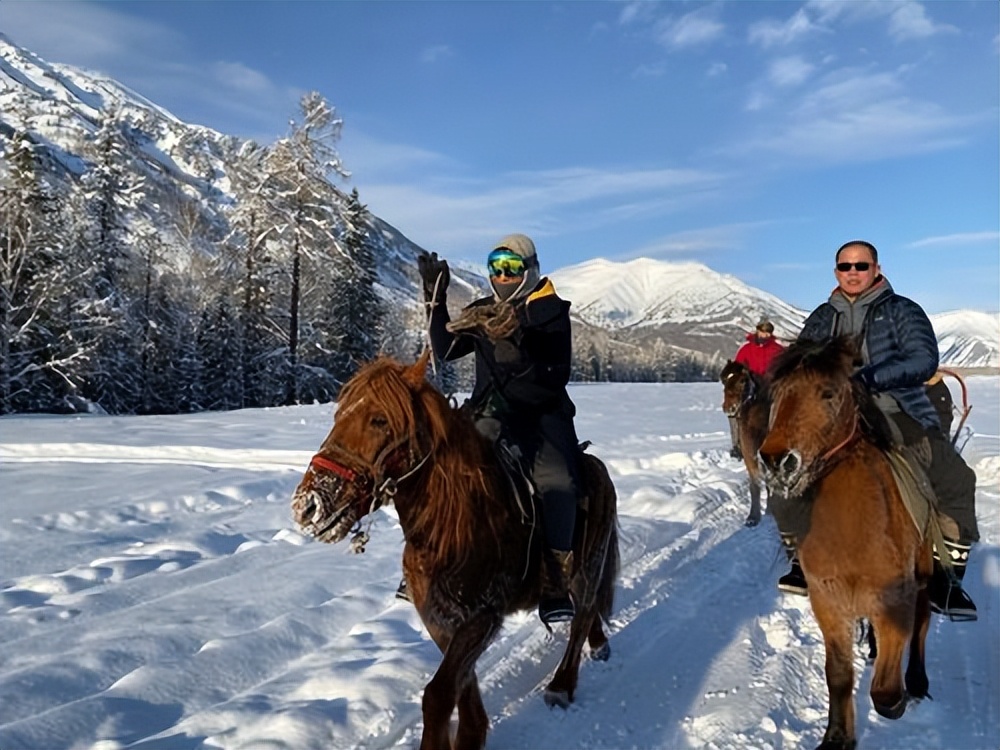 The singer's eyes were full of tears, and he looked confused: Why is ...