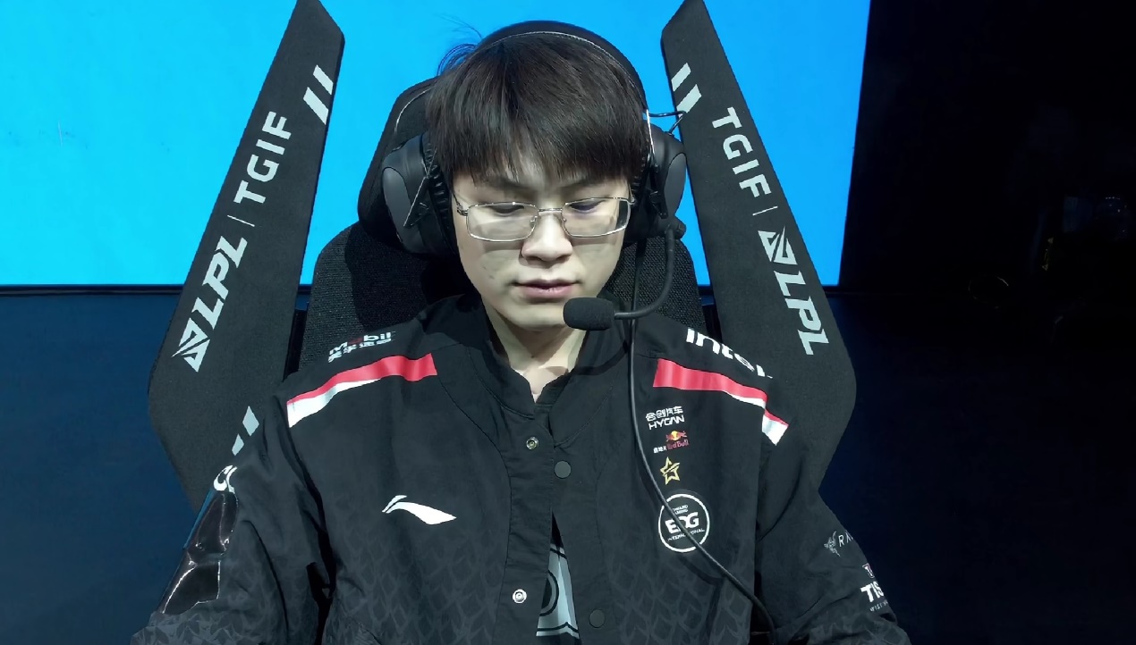 Uzi has repeatedly hinted at his comeback, and Meiko's response is touching: You just have to ...