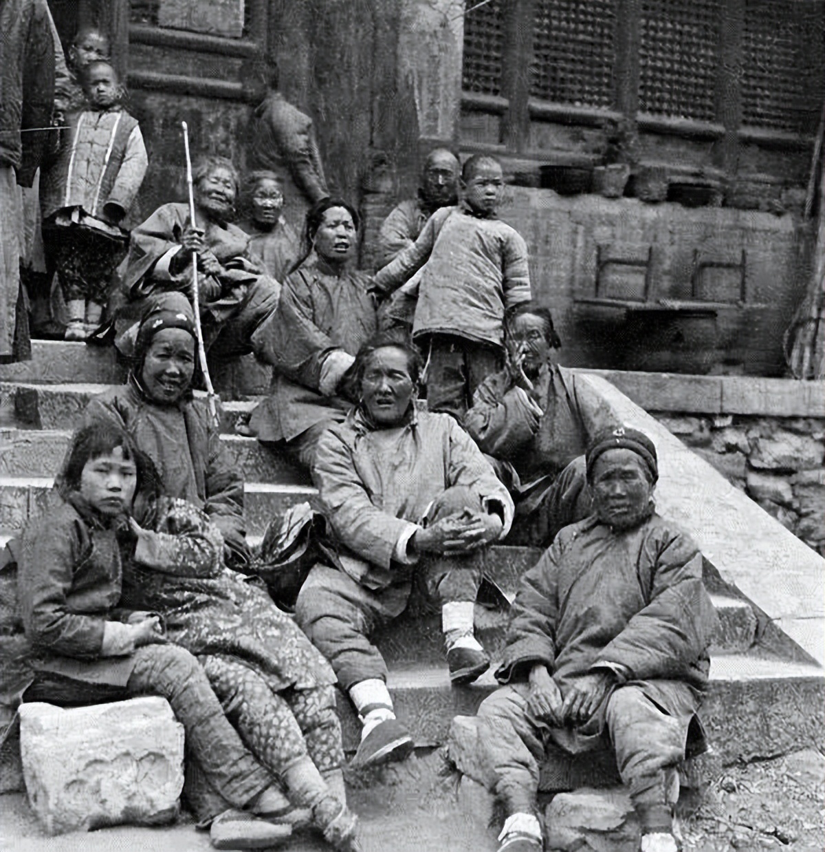 The scene of Beijing city life under the camera a hundred years ago ...