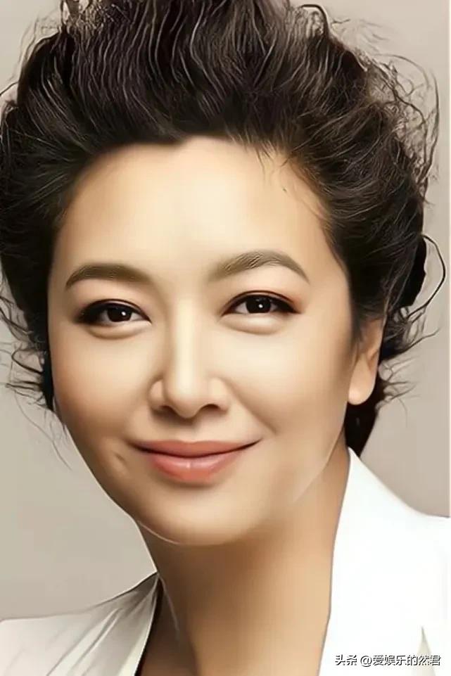 The dignified Jiang Shan is too elegant - iNEWS